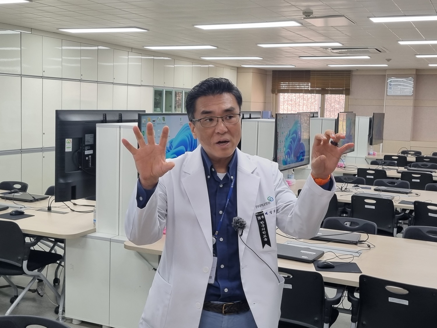 "충북대 의대 200명 증원시 의학교육평가원 기준 미달"